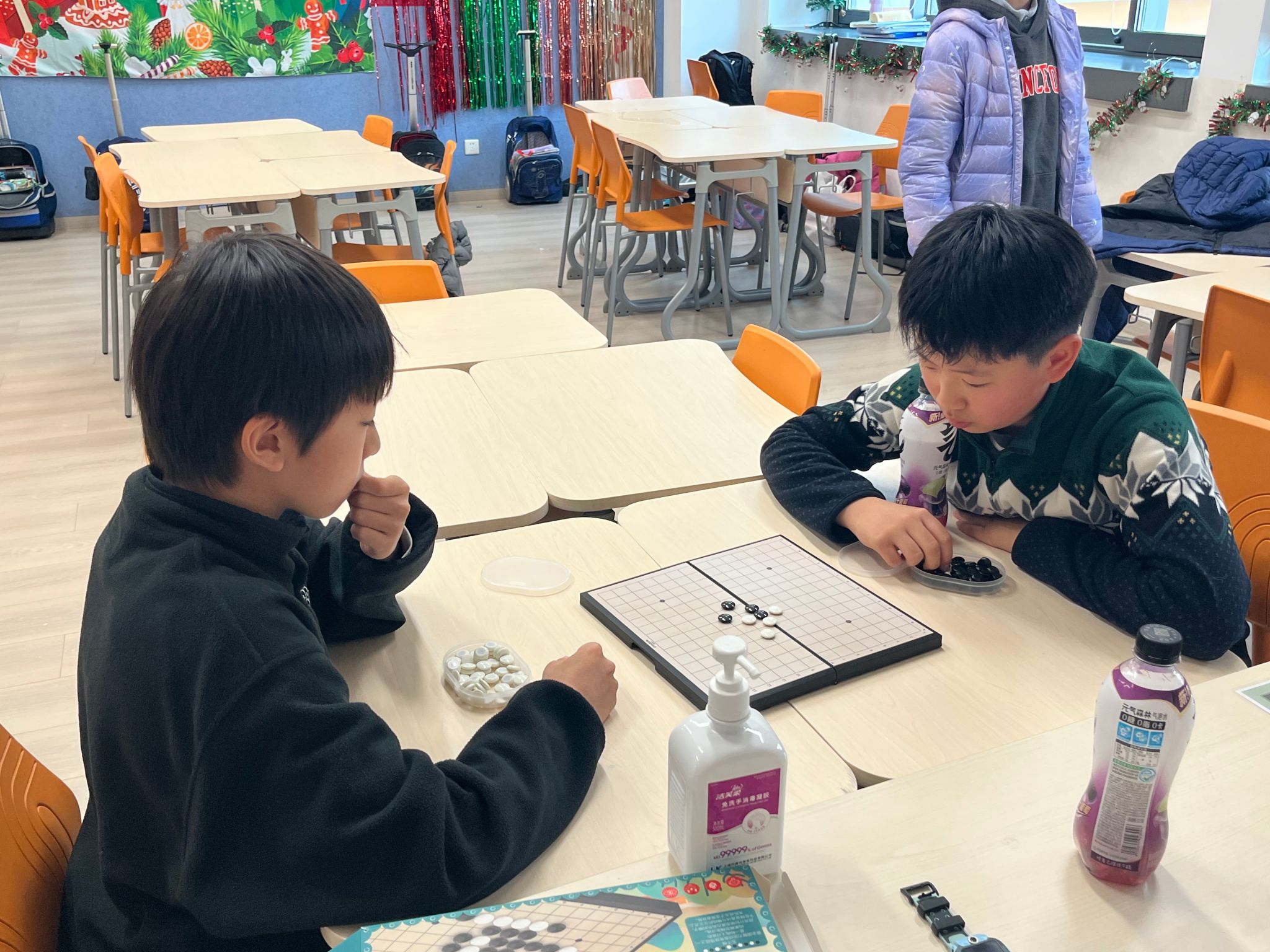 Puxi Campus G6: Connect-Five Chess Competition-Shanghai High School ...